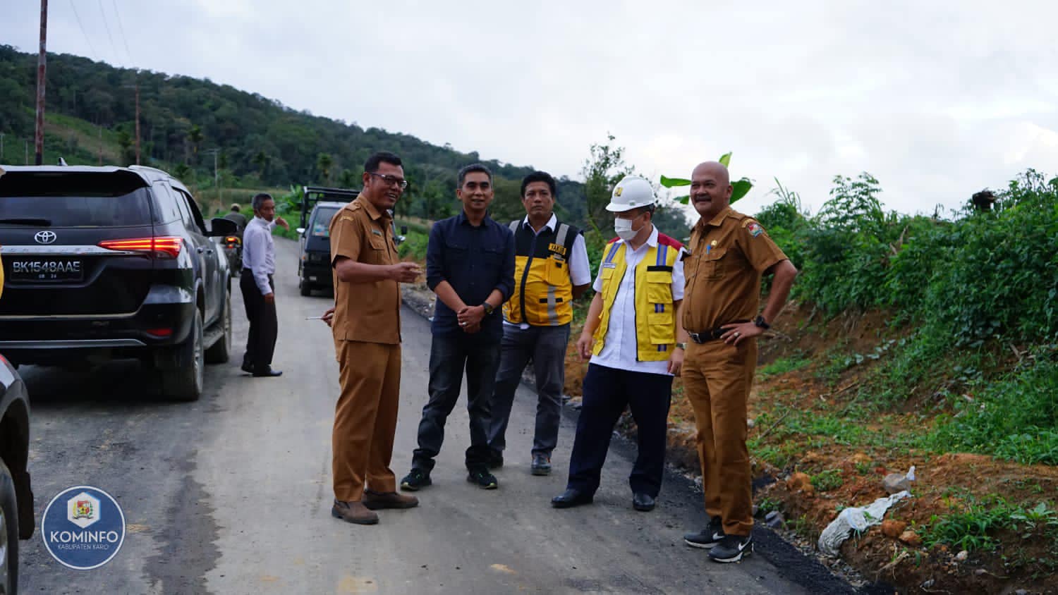 Sekretaris Ditjen Bina Marga Tinjau Jalan Liang Melas Datas | Suara ...